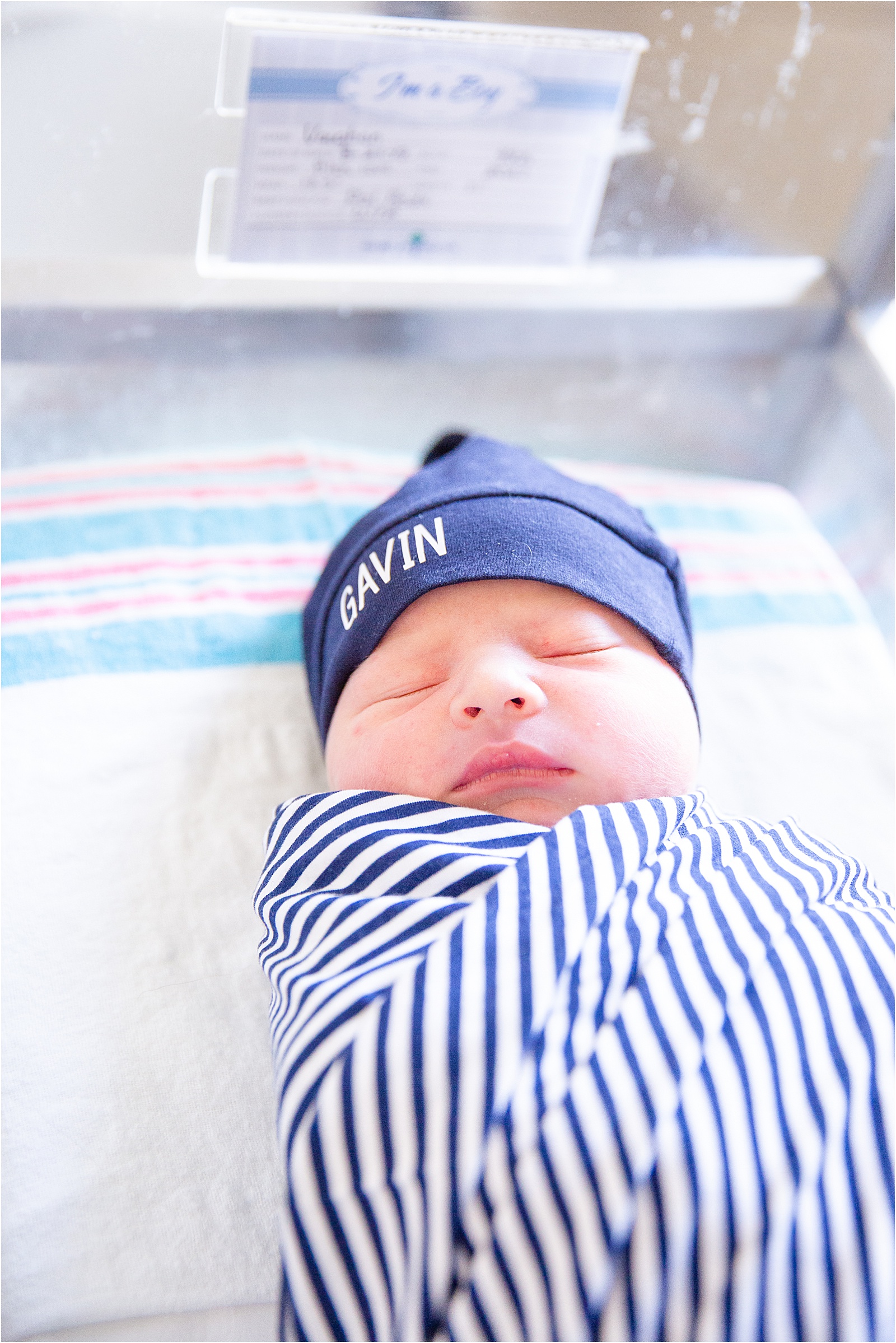 Baby Gavin Vaughan | Fresh 48 Newborn Session - katiejaynes.com