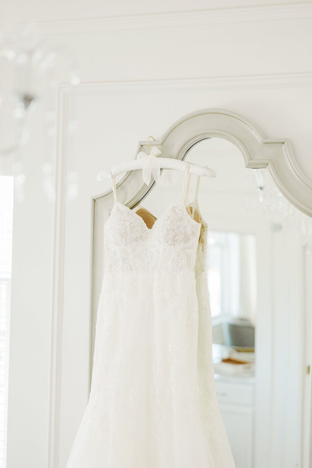 A Rocky River Plantation Wedding | Mr. & Mrs. Griggs - katiejaynes.com